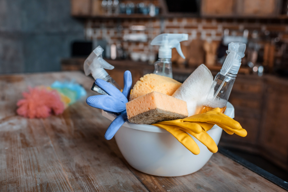 The Only Minimalist Cleaning Supplies You'll Ever Need - This Simple ...