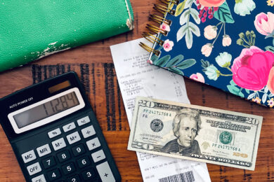 11 Minimalist Budgeting Tips & Tricks (Stress Less, Save More) - This ...