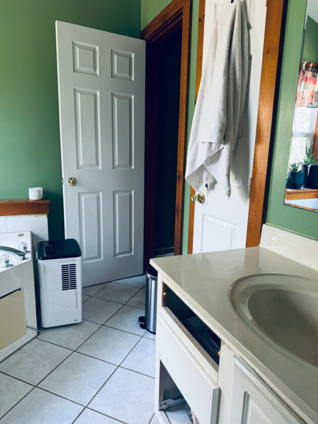 5 Bare Minimum Cleaning Tasks to Prioritize When You're in Survival ...