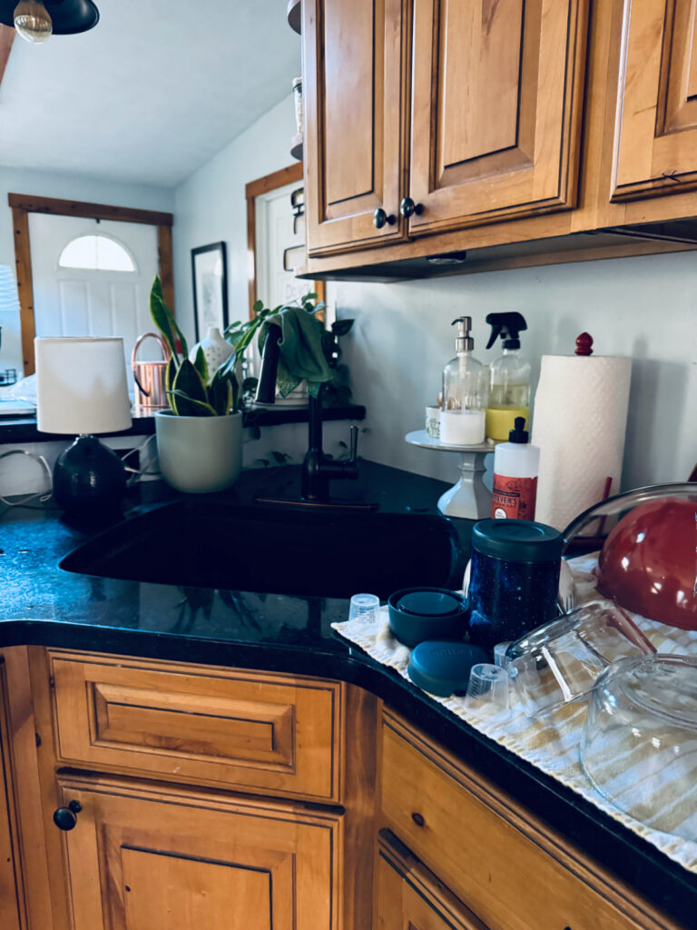 5 Bare Minimum Cleaning Tasks to Prioritize When You're in Survival ...