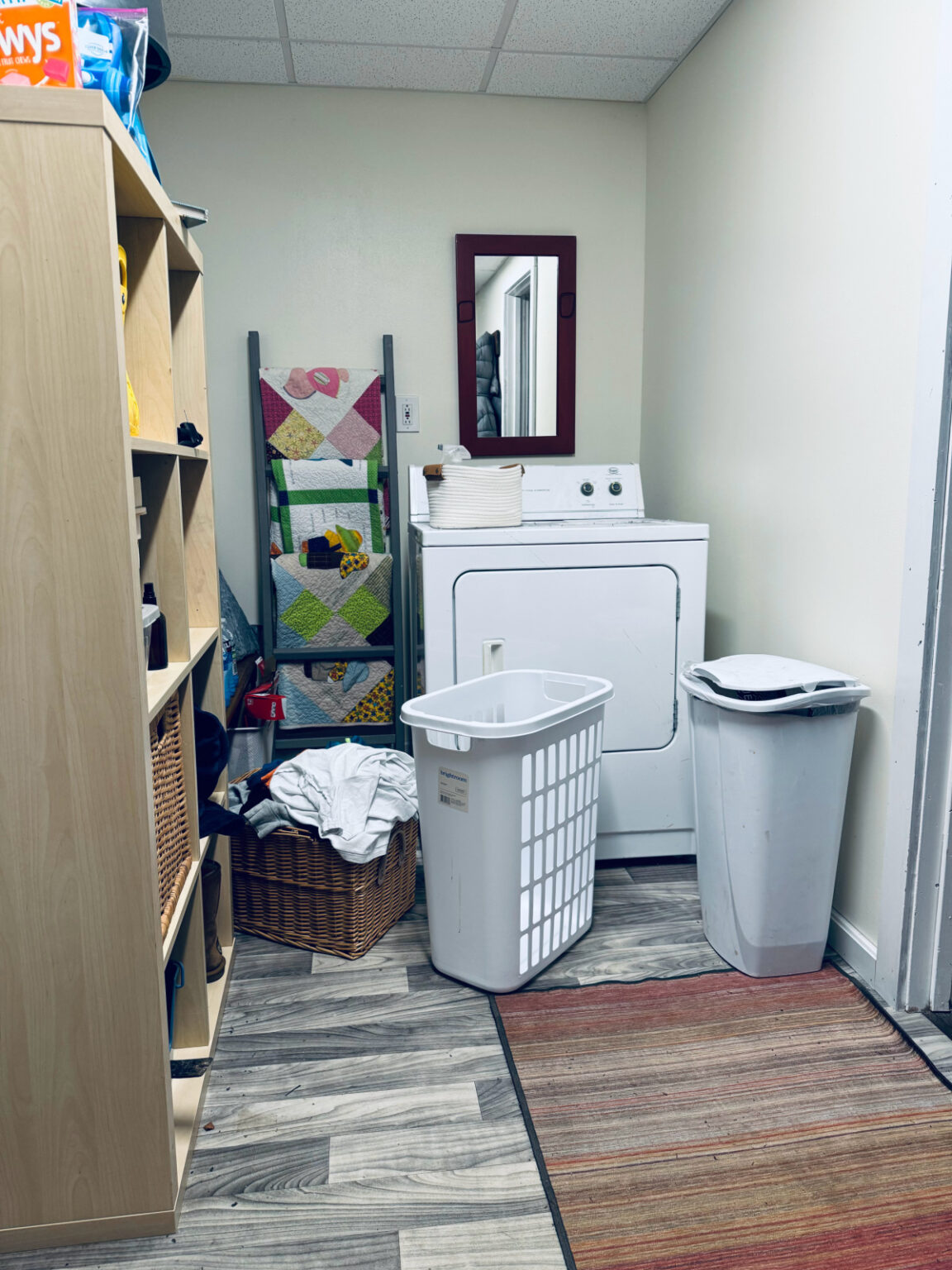 5 Bare Minimum Cleaning Tasks to Prioritize When You're in Survival ...
